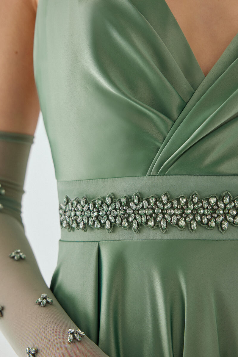 Abiti da cerimonia verdi e accessori coordinati | Atelier Emé